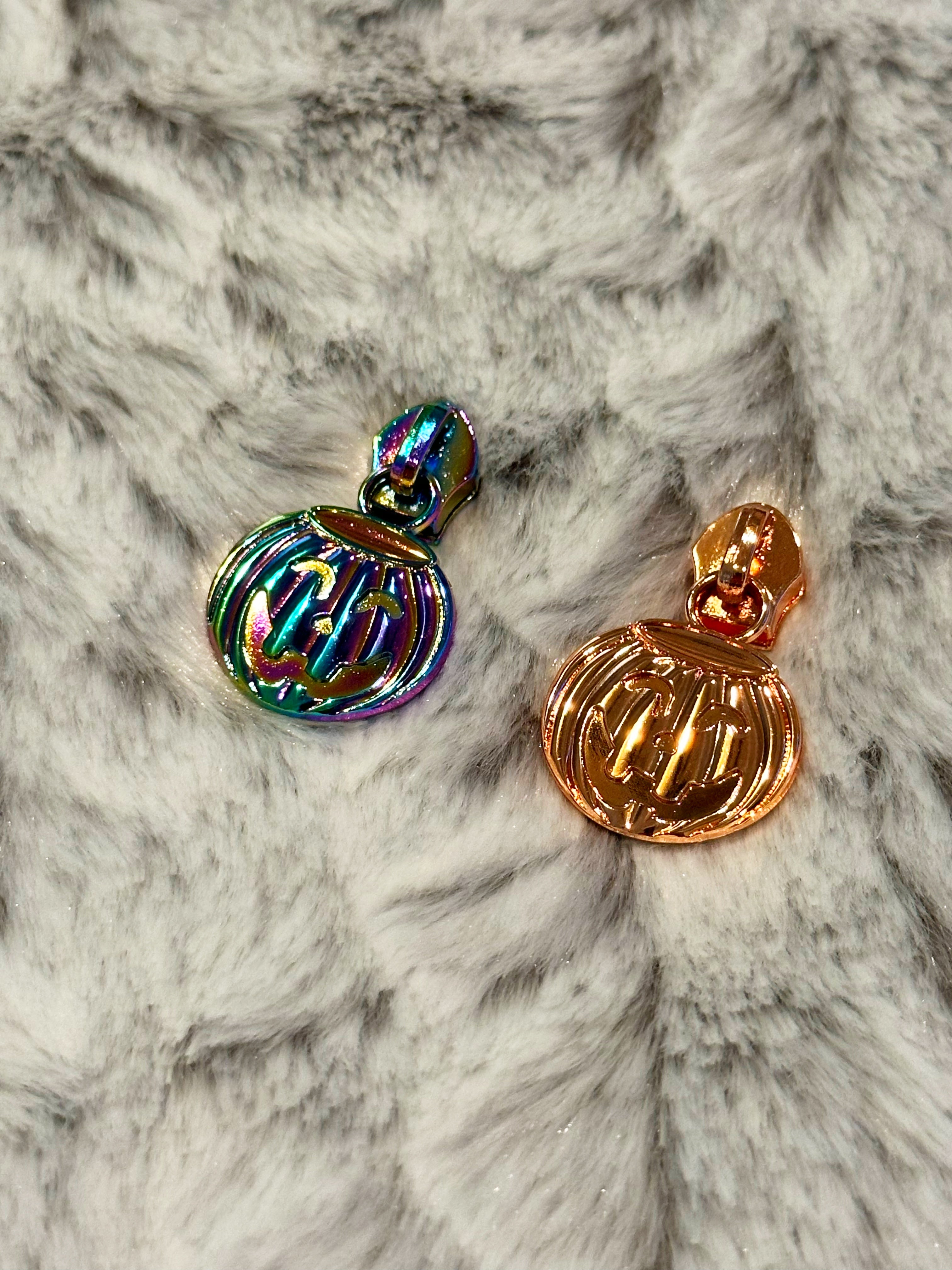 Jack-O-Lantern Zipper Pulls – RAW DESIGNS CCTX