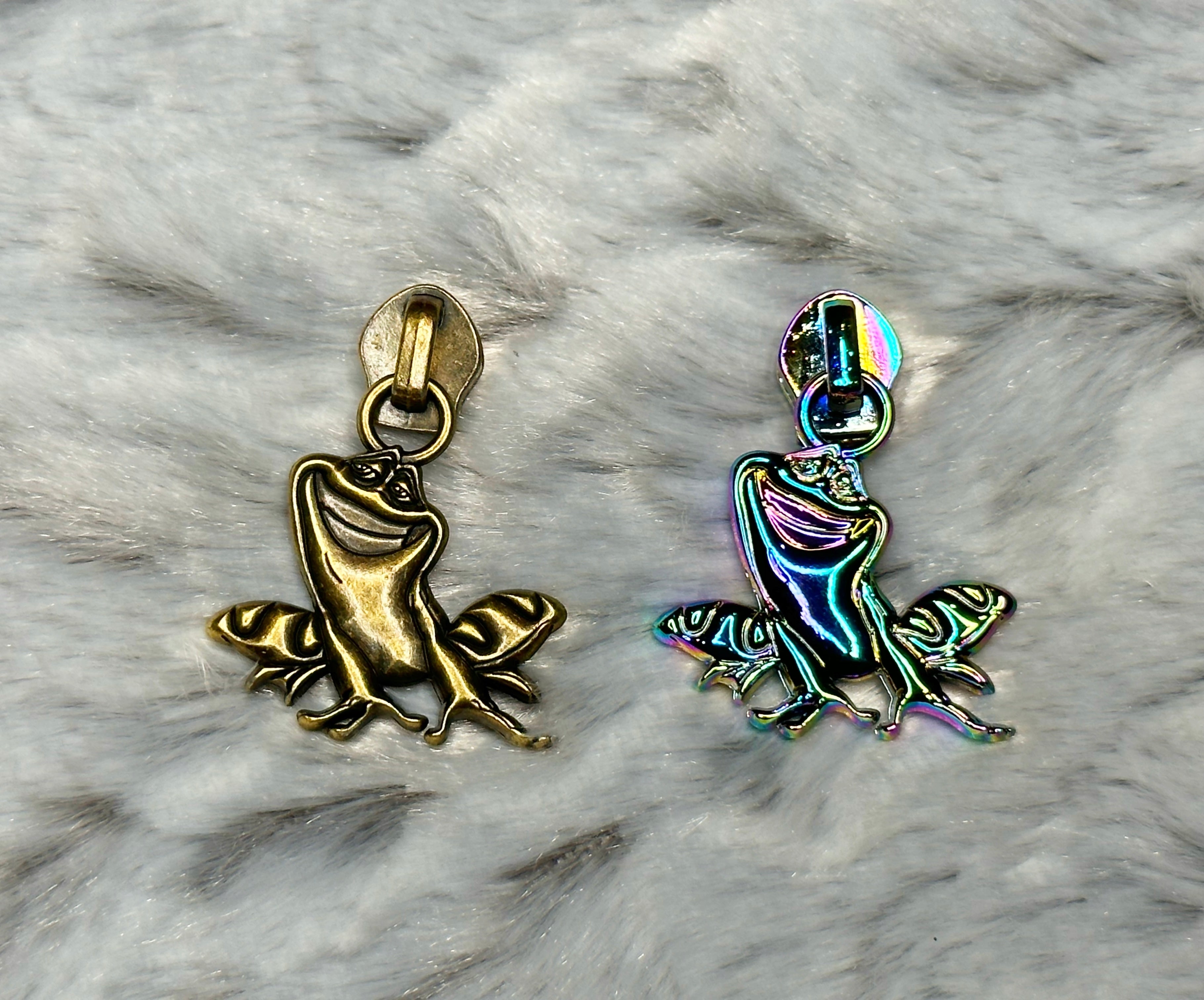 Frog Prince Zipper Pull – RAW DESIGNS CCTX